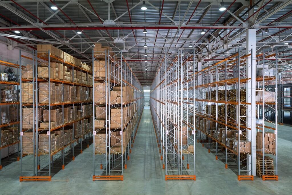 Warehouse Shelving & Pallet Racking 2025 | Top Rack Saudi