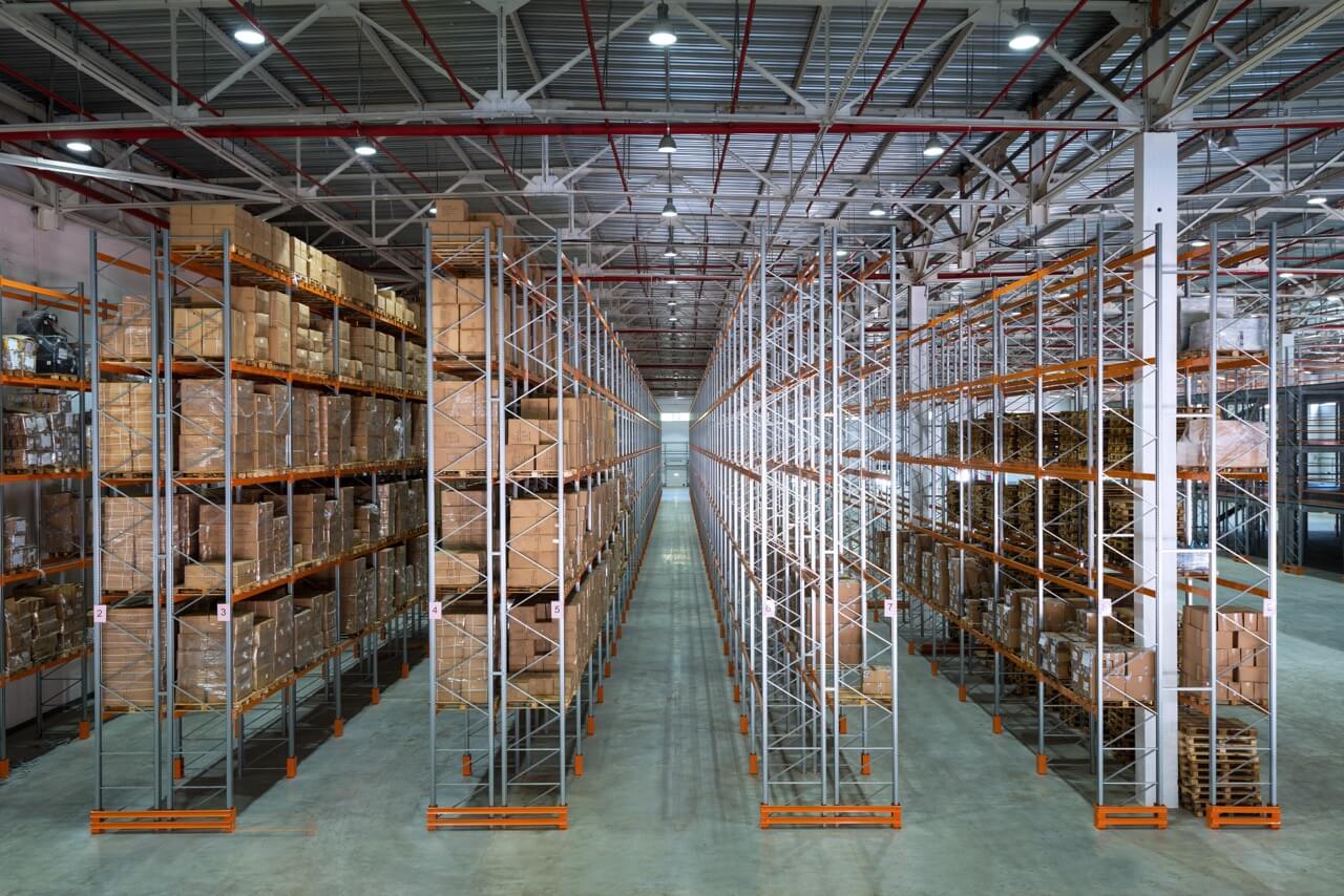 Warehouse Shelving & Pallet Racking 2025 | Top Rack Saudi