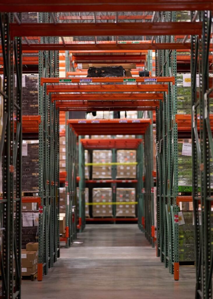 Warehouse Shelving & Pallet Racking 2025 | Top Rack Saudi